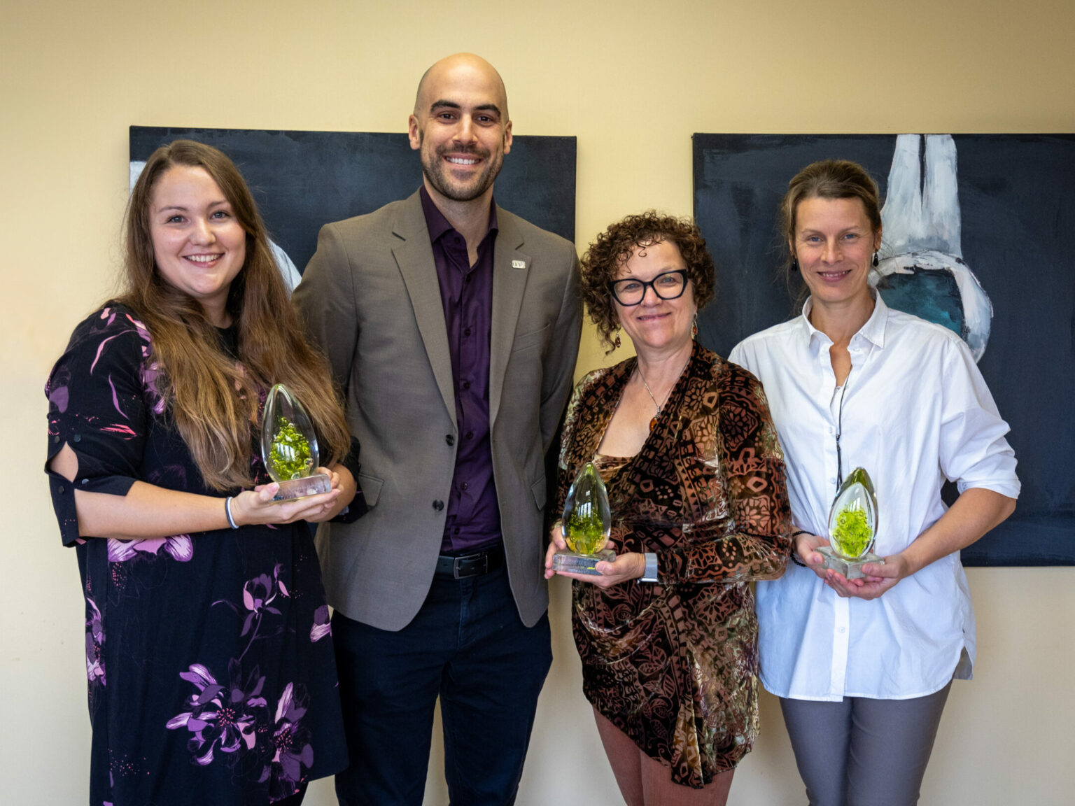 L'Ordre dévoile les récipiendaires des prix et bourses 2023 - Ordre des ...